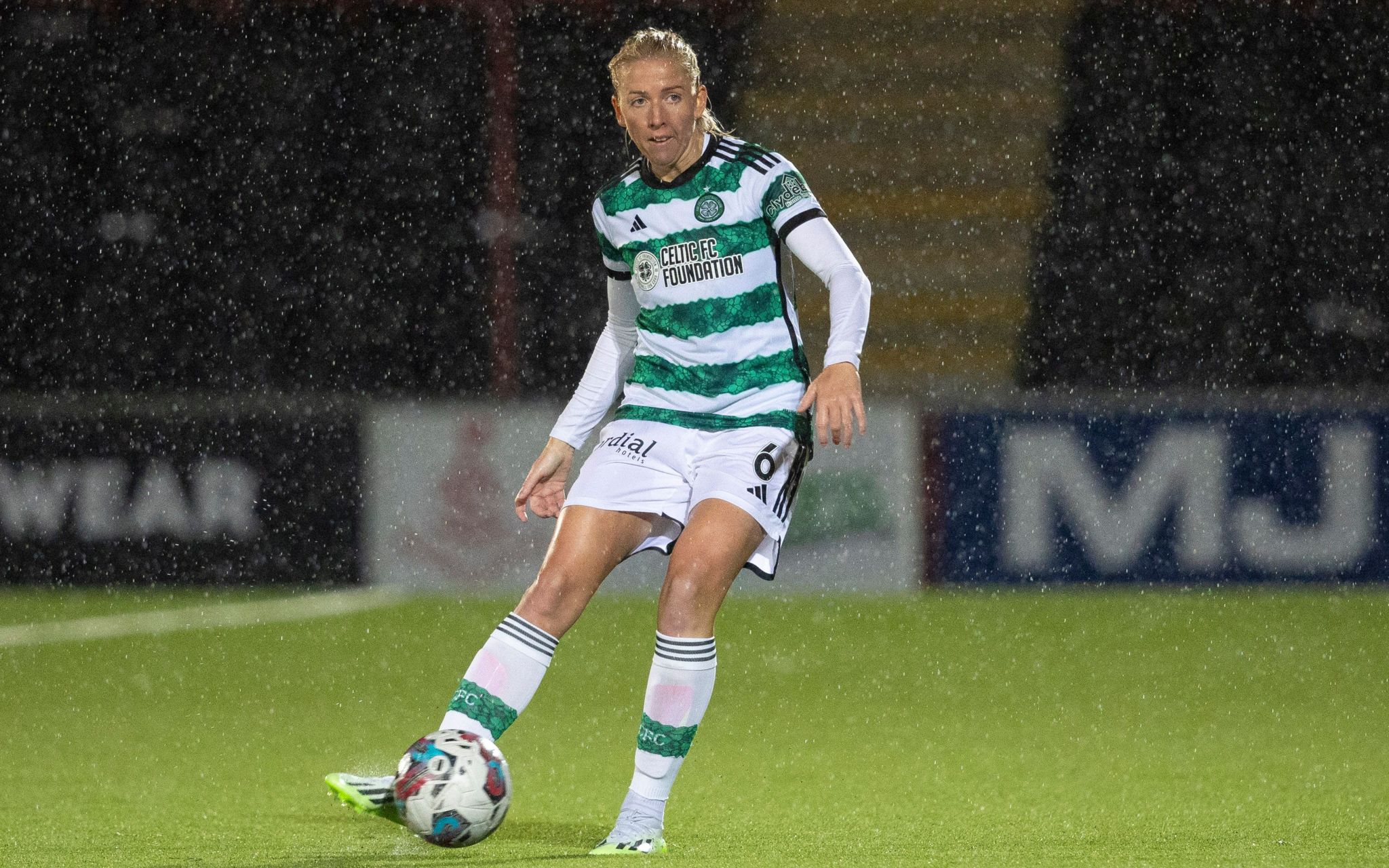 Craig wants cup 'back in cabinet' - BBC Sport