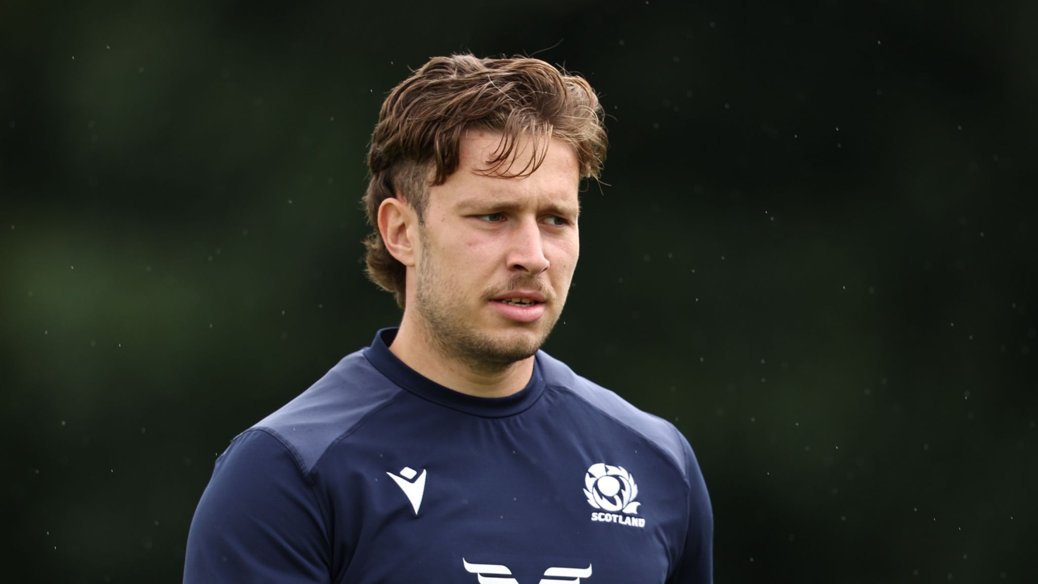 'Resilient' Rowe growing in confidence - BBC Sport