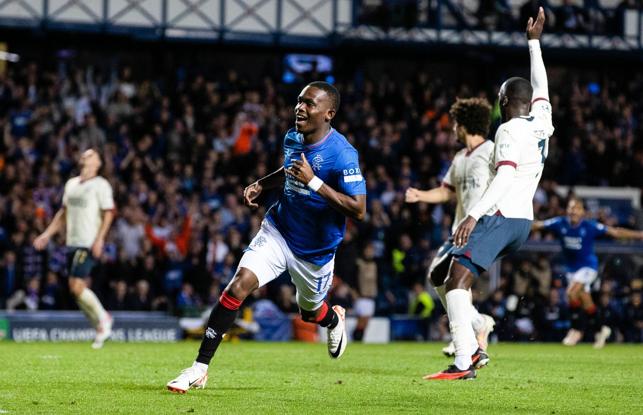 PSV Eindhoven v Rangers: Team news - BBC Sport