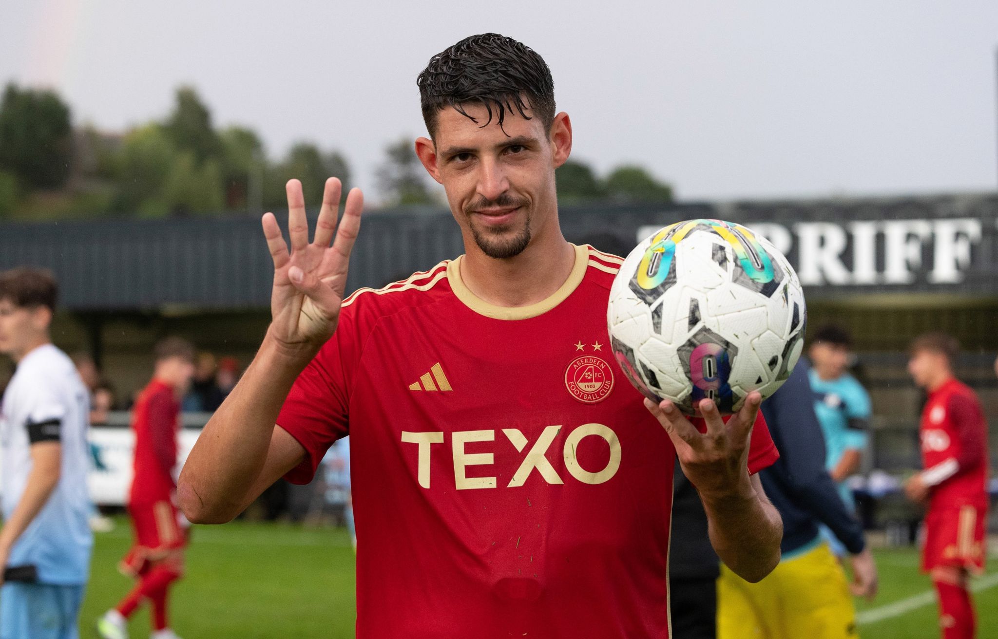 Four-goal debut Sokler show sinks Turriff - BBC Sport