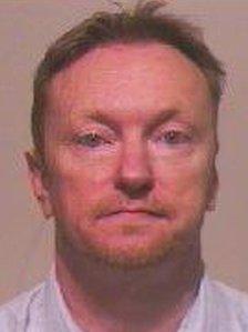 Fraudsters jailed over multimillion-pound mortgage con - BBC News