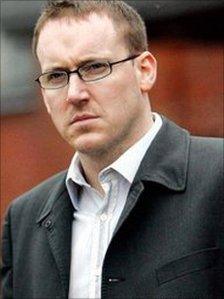 Cheshire businessman cleared of murder for third time - BBC News