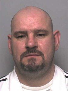 Man jailed over Eastbourne house fire murders - BBC News