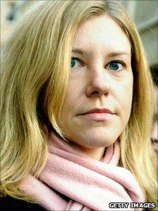 How small acts can change the world - BBC News