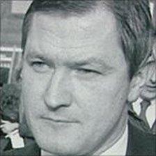 Pat Finucane family 'expecting full inquiry' - BBC News