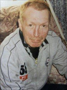 Man found dead, Derek Mahoney, was 'a gentleman' - BBC News