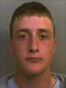 Bristol man jailed for acid attack on Polish shop - BBC News