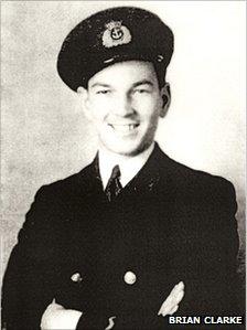 Lytham war survivor inspires award-winning novel - BBC News