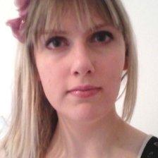 Graduates paying to work for free - BBC News