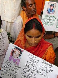 Thousands of Indian children missing, says report - BBC News