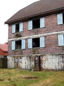 Paintballing for Afghanistan training town in Brecon Beacons - BBC News