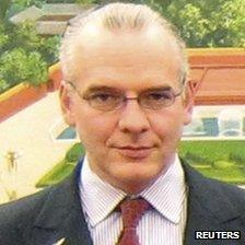 PM set to raise Neil Heywood death with China official - BBC News