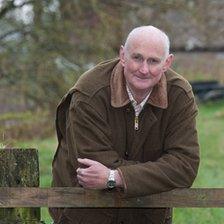 Farmer buys former Barclay estate in Aberdeenshire - BBC News