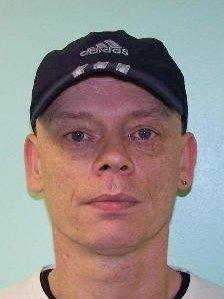 Lincoln murderer Mark Edmonds missing from HMP Sudbury - BBC News