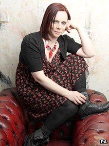 Howell's School in Denbigh sacked pregnant teacher unfairly - BBC News