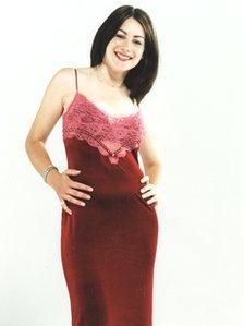 Tribute to 'beautiful' daughter who died in Arminghall - BBC News