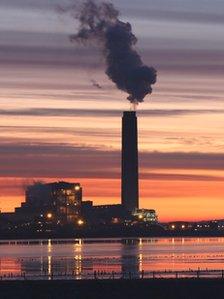 Probe into Longannet milk poisoning claim after workers fall ill - BBC News