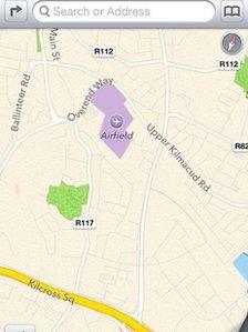 Apple map glitch relocates Dublin Airport to farm - BBC News