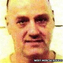 Escaped murderer David Gilbert found in Penzance - BBC News