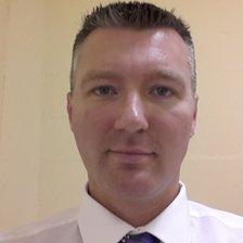 Analyst appointed to assess business crime - BBC News