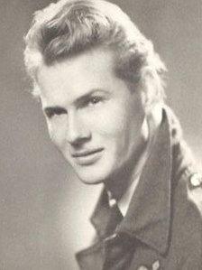 Birkenhead Park Spitfire crash remembered at service - BBC News