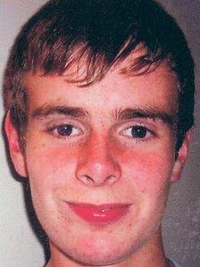 Robert Thornton admits Scott Johnston death crash charge - BBC News