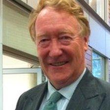 Thames Valley PCC: Conservative Anthony Stansfeld elected - BBC News