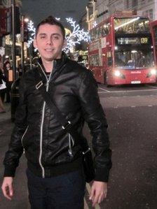 Jewel thief Charles Rodriguez who fled to Colombia jailed - BBC News