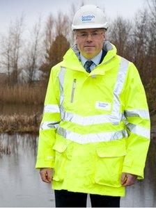 Douglas Millican named new boss of Scottish Water - BBC News
