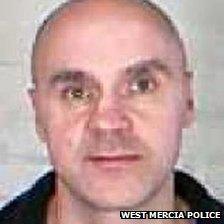 Missing Sudbury prisoner Martin Dawson sought over Newport robbery ...