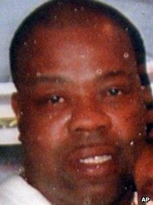 Washington Navy Yard shooting: The victims - BBC News