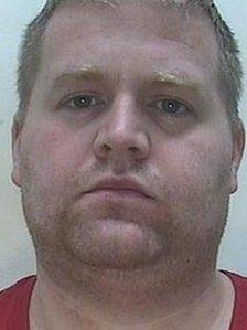 Northallerton man jailed for sexually exploiting teenage girl - BBC News