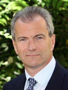 New Regius Keeper for Royal Botanic Garden Edinburgh - BBC News