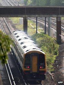 The rise of the 'extreme commuter' - BBC News