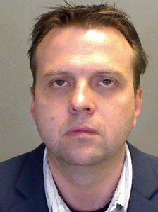 Drink-driver Matthew Richie jailed for fatal collision - BBC News