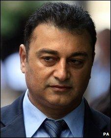 Ali Dizaei witness identity questioned - BBC News