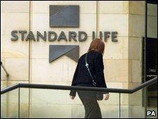 Standard Life undergoes major shake-up - BBC News