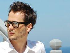 Edward Maya: Romania's new dance star? - BBC News