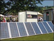 Festivals put green issues higher up the bill - BBC News