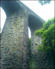 Girl critical after falling from viaduct in Rochdale - BBC News