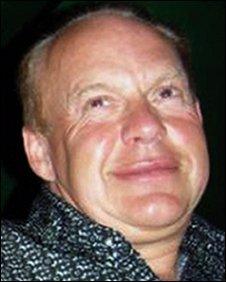 Profile: Cumbria gunman Derrick Bird - BBC News