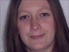 Benefits under and overpayments: Your views - BBC News