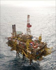 Shell spill: What happened and why it matters to Shell - BBC News