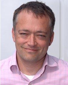 Profile: Peter Rippon - BBC News