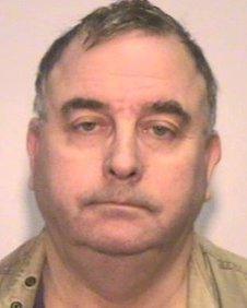 Vincent Kershaw death: Michael Fearon jailed for murder - BBC News