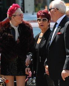 Funeral for Hi-de-Hi! star Paul Shane - BBC News
