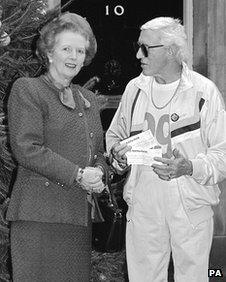 Thatcher lobbied for Savile knighthood despite warnings - BBC News