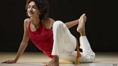 ¿Por qué algunas personas son súper flexibles? - BBC News Mundo