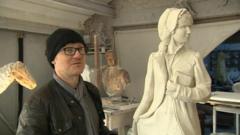 Jane Austen statue design unveiled in Basingstoke - BBC News