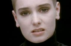 Sinéad O'Connor's life in pictures - BBC News